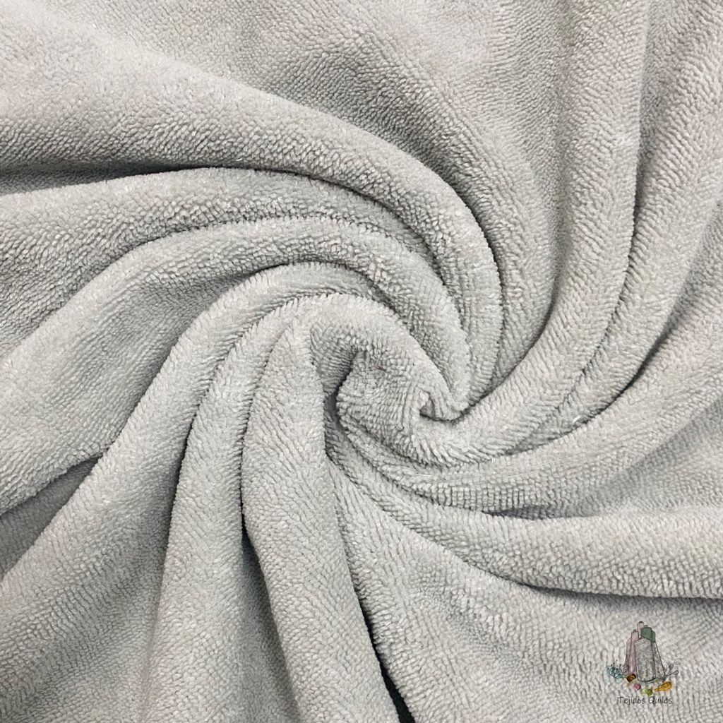 Tejido Felpa Bambú Gris Perla. Su tacto es suave y agradable.